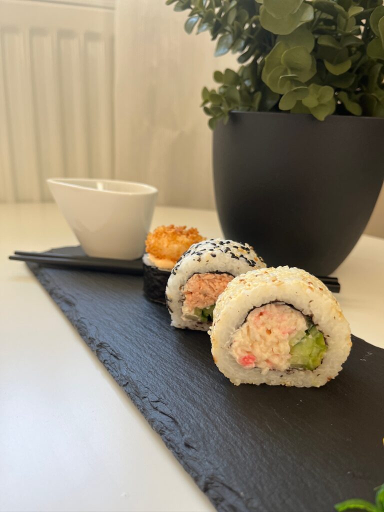 Esileht - Sushianna Catering